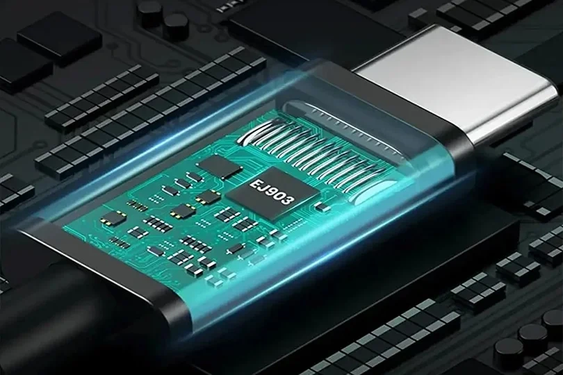 The USB-C Trap: Why Your "Universal" Cable Might Be Useless & How to Fix It